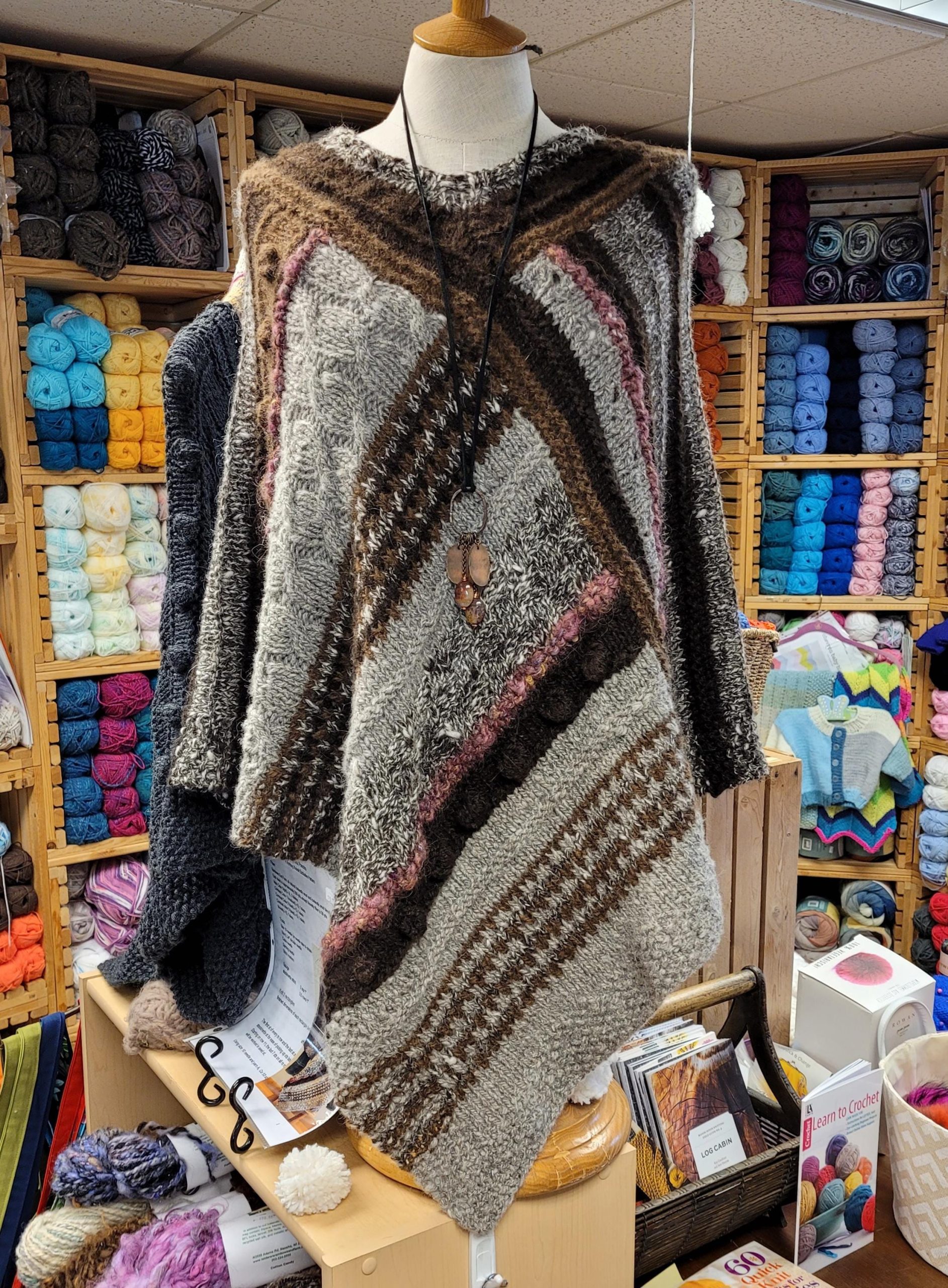 Chunky Fudge Icelandic Wool Blend Yarn - Gray-Brown with Off-White ...